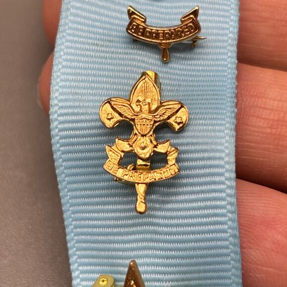 Boy Scouts | Accessories | Vintage Boy Scouts Rank Award Pins 5 On ...